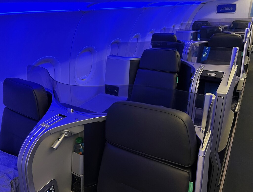 JetBlue Launches Ongoing Mosaic Status Match Offer - 航空常旅客 - 美卡论坛