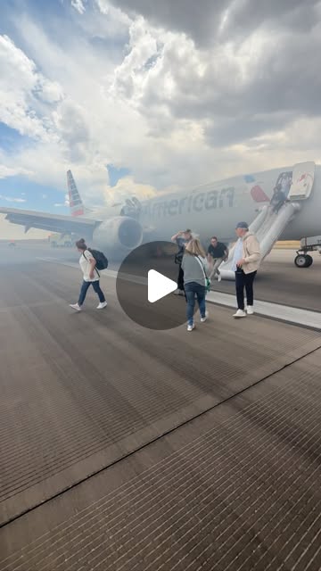 AA的737 MAX 8在DEN🔥了 - 旅行 - 美卡论坛